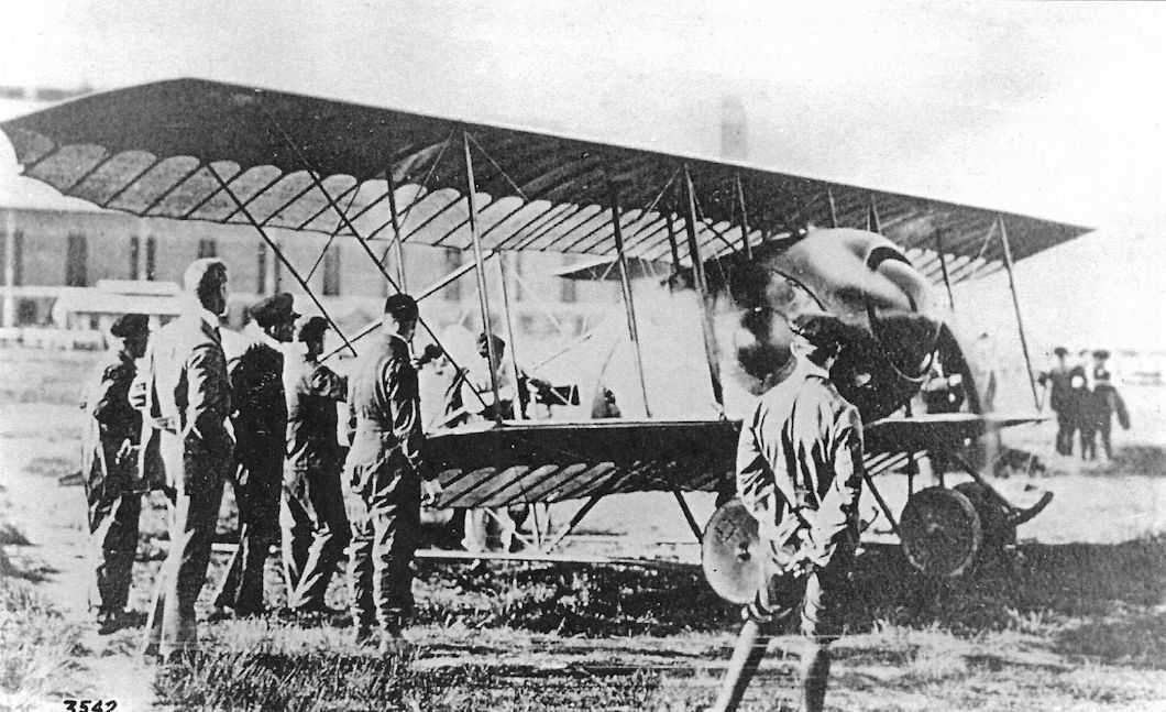 J.Herris - Gotha Aircraft of WWI /Centennial Perspective/