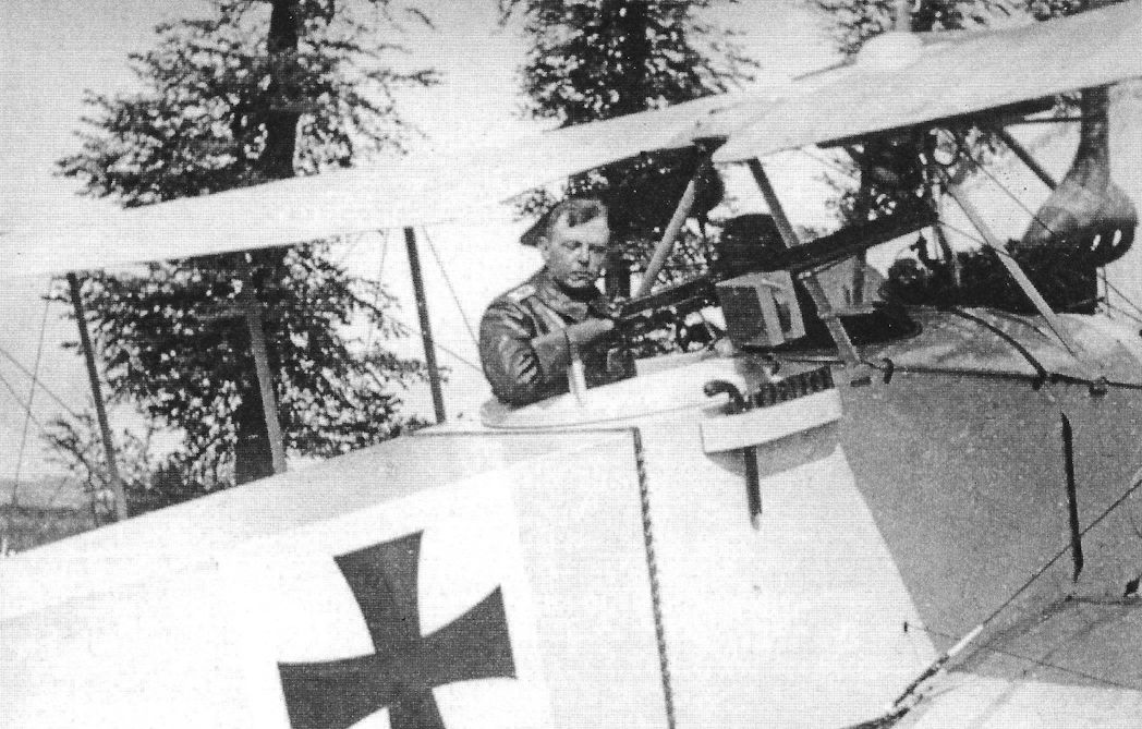 J.Herris - LVG Aircraft of WWI. Volume 2: Types C.II-C.V /Centennial ...