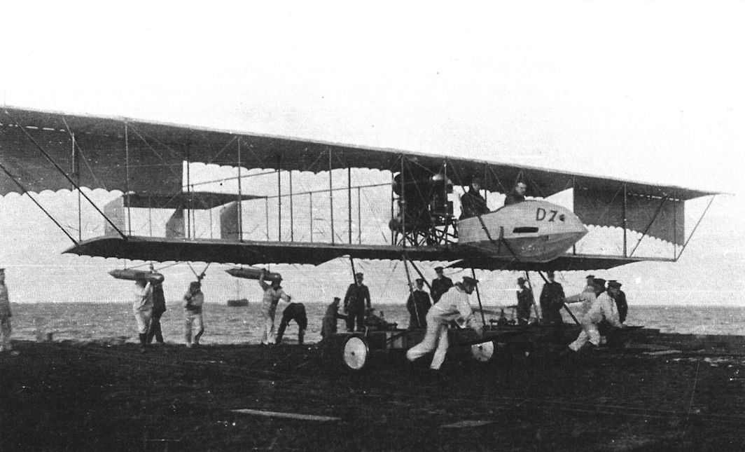 AGO Pusher Seaplane Trainer